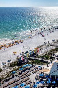 Enjoying The "Squeaky" White Sand Beaches of Destin Florida